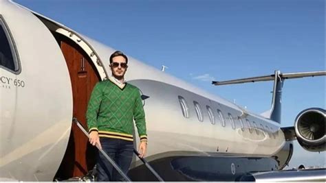 Everything We Know About The Infamous Tinder Swindler