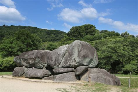 横穴式石室の写真素材 103件の無料イラスト画像 Adobe Stock