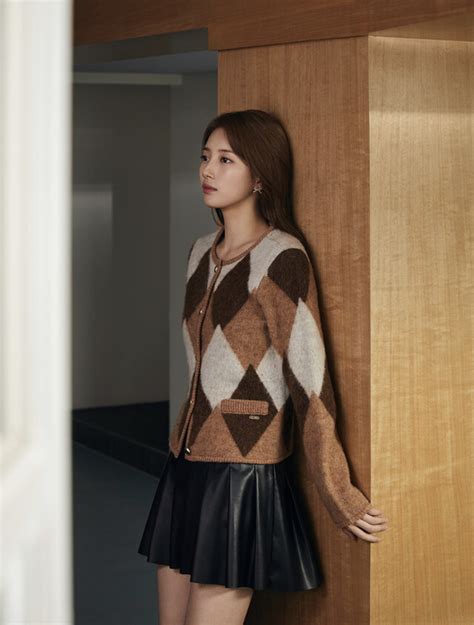 수지 게스 23fw 화보  연예이슈 수다방 네모판