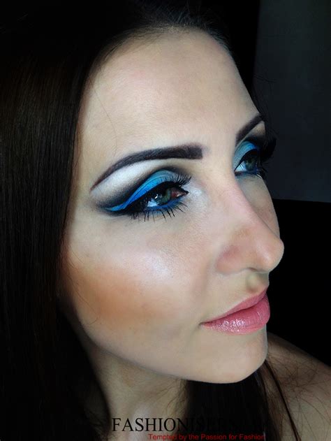 Party Makeup Gradient Blue Cut Crease Eye Makeup Tutorial Fashionisers
