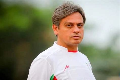 استایل شیک رضا شاهرودی بازیکن اسبق پرسپولیس در ۵۳ سالگیعکس