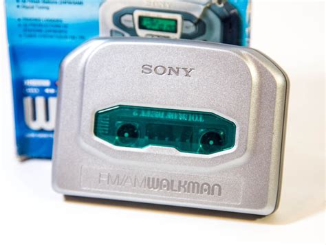 Sony Walkman Model Wm Fx491 Fm Radio And Auto Reverse Original