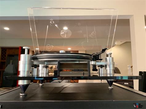Absolutely Exquisite Oracle Delphi Turntable With Mk Vi Upgraded Motordrive And Mvss Stunning