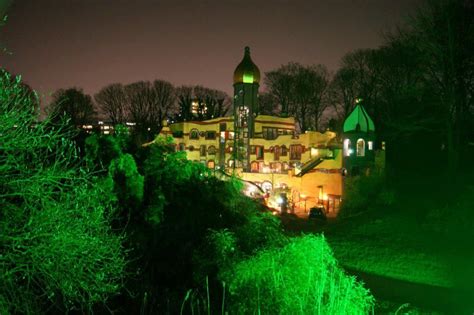 Green castle Wierd, Castle, Mansions, House Styles, Amazing, Pretty ...