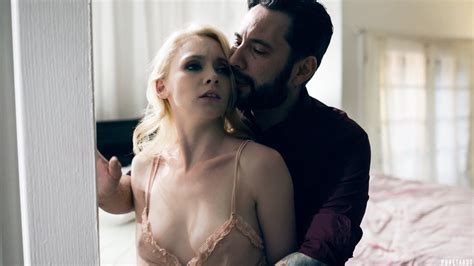 Sexy Athena Rayne Takes Care Of A Delicious Dick Photos