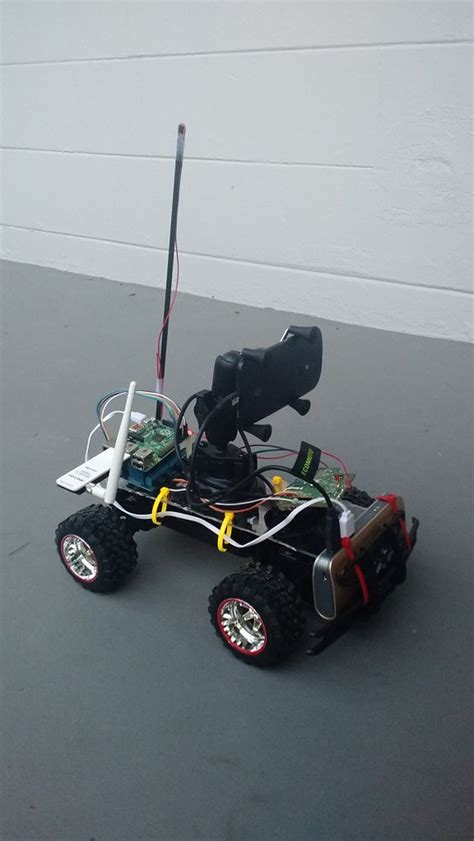 Raspberry Pi Powered Internet Controlled RC Car