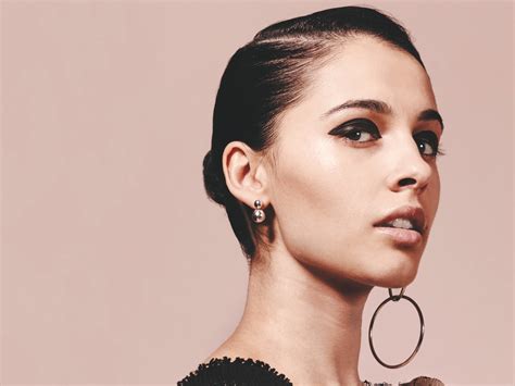 Naomi Scott Photoshoot Wallpaper Hd Celebrities K Wallpapers Images And Background