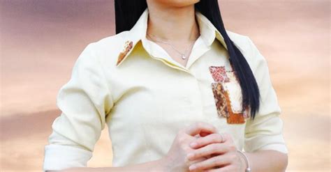 รูปที่ 11 18 จากอัลบั้มรวมรูปภาพของ มนต์แคน แก่นคูน แชมป์ 3 ปีซ้อน ต่าย อรทัย ท็อป 9 ศิลปิน