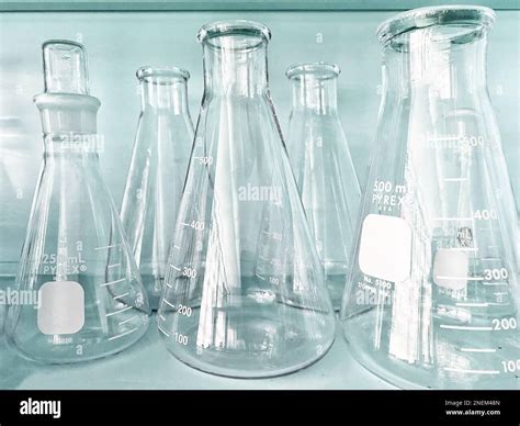 Glassware Flask Hi Res Stock Photography And Images Alamy