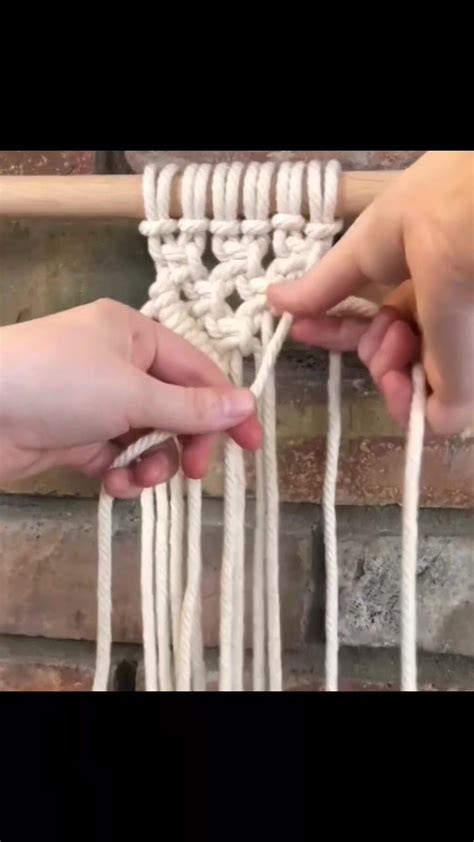 💙 macramétutorial tutorialmacrame macrametutorial macramekeychain macramewallhanging