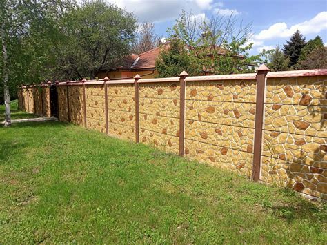 Бетонни огради Русе Строителни услуги Русе Фирмата се занимава с производство на бетон