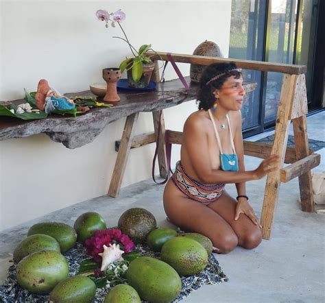 Whats Up In That Tree