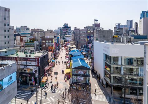 홍대 예술의 거리 서울연구데이터서비스
