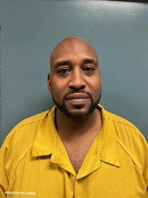 Wadlington Corey James 04 19 2023 Desoto County Mugshots Zone