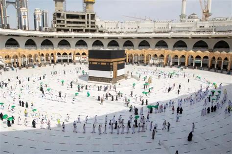 السعودية الجمعة هو غرة شهر ذي الحجة والوقوف بعرفة يوم السبت 15 حزيران