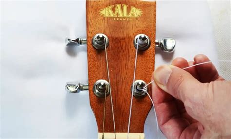 How To Restring And Tie Ukulele Strings Which Knots To Use Fret Expert
