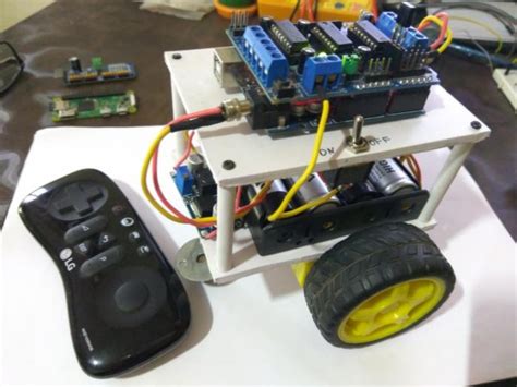 Ir Controlled Robot Using Arduino Projecthub