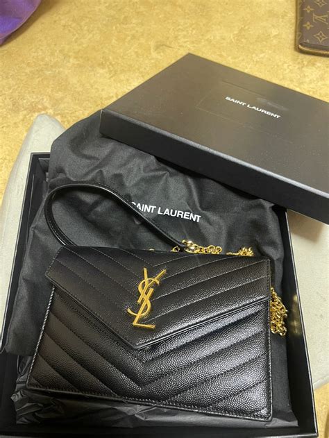 입생로랑 크로스 가방 당근 중고거래