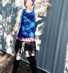 Photo Album Irish Asian Straight Twink Skye Has Only One Testicle Twinkaboo Com