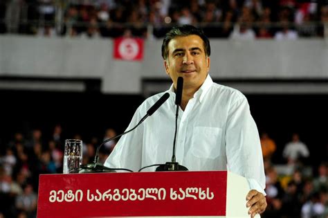 სააკაშვილმა თვითმმართველობებში დასაქმებულებს ხელფასები გაუზარდა Netgazeti • მიხეილ სააკაშვილი