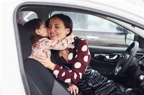 Fotos Mae Dirigindo Carro 89 000 Fotos De Arquivo Grátis De Alta
