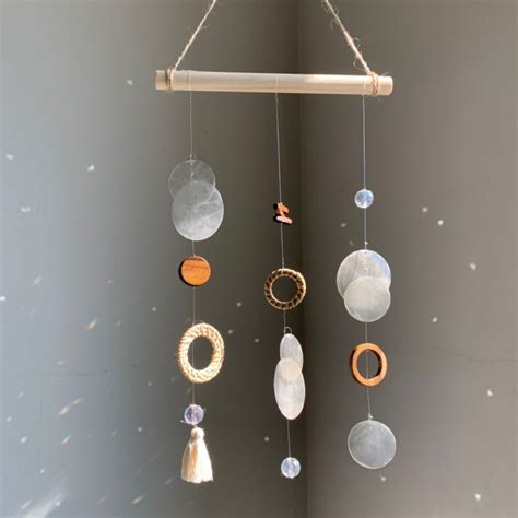 월행잉 썬캐쳐 라탄우드 자개모빌 3줄 감도 깊은 취향 셀렉트샵 29cm