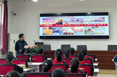 大庆精神宣讲团举行铁人精神进校园社会实践活动 东北石油大学新闻网