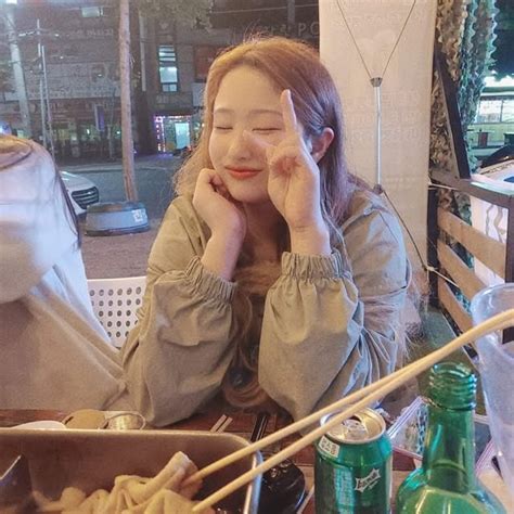 난 남편이 700버는데 만족 하면서 살고 있어요 그전엔170정도 벌었었거든요 ㅠㅠ 환경도 어느 정도 나아 지고 애들도 좋아 하기도 하고 이럴려고 그동안 고생하면서 살았나