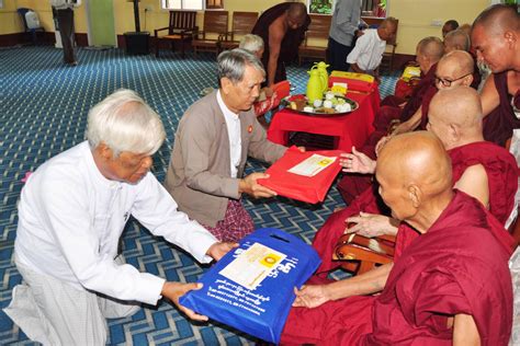 မလွန်ဈေးဆန်လှူအသင်းကြီးမှ ပုသိမ်ကြီးမြို့နယ်အတွင်းရှိ ကျောင်းတိုက်မ