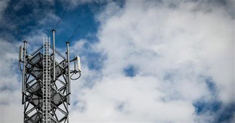 에너지 위기 유럽 겨울철 휴대전화까지 끊기나