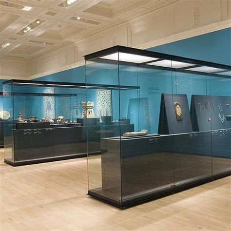 modular display case system from zone display cases