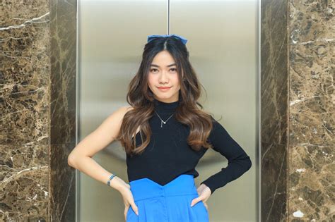 Hypeabis Profil Elma Dae Penyanyi Dari Sony Music Indonesia Yang Rilis Lagu Dalam 3 Bahasa