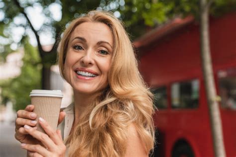 ‘뜨끔뜨끔 위산 역류다스리는 방법과 식품