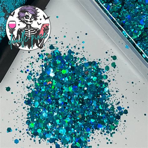 Holographic Glitter Lagoon” The Doodle Pixie