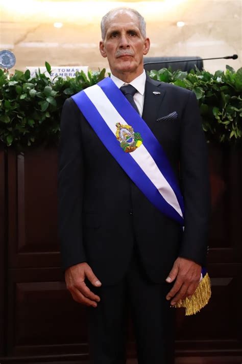 Esta Es La Fotografía Oficial De Nasry Juan Asfura Zablah Presidente