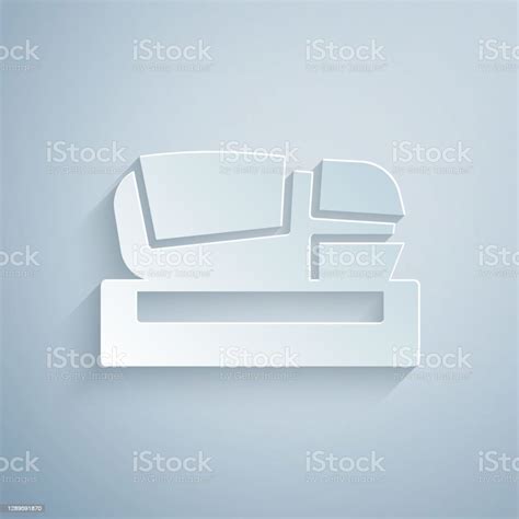 회색 배경에 격리 된 종이 컷 경기장 메스탈라 아이콘 스페인 발렌시아의 축구 경기장 종이 아트 스타일 벡터 발렌시아 스페인에 대한 스톡 벡터 아트 및 기타 이미지 Istock