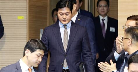 여당 자녀 학폭 김승희 비서관 논란에 학폭 용납될 수 없어…사의 수용 당연