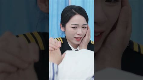 Multi Subs 離婚兩年，再次相見竟然是這種情況。該死的綠茶婊，機長醒醒吧！【全集獨播首發】短劇 爱情 情感 《顧機長，勸你做