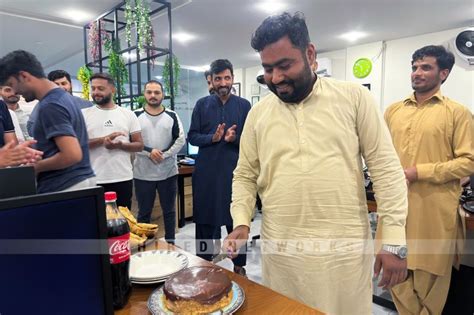 Khirednetworks Birthdaycelebration Officebirthday Celebratejoy Happybirthdayowais