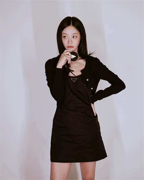 혜리 핑크 제이 모음 💗 다음주까지 어떻게 기다려~~~~~~~~ Instagram