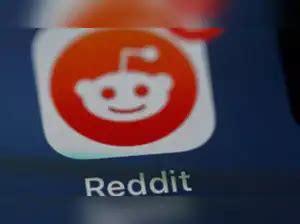 Reddit Reddit Communities Stage Blackouts In Protest See What