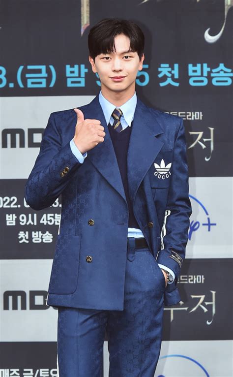 [포토]육성재 비주얼 금수저