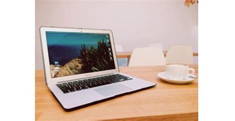Harga Macbook Air 13 Inch Murah Dan Spesifikasi September 2025
