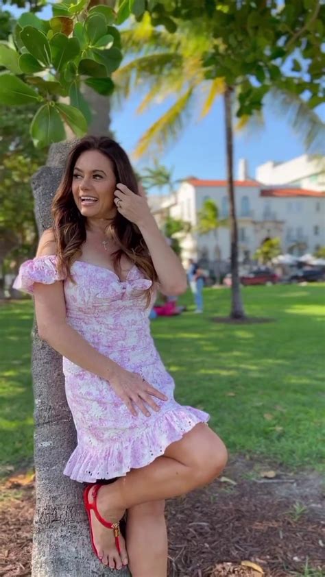 Penelope Menchacas Feet