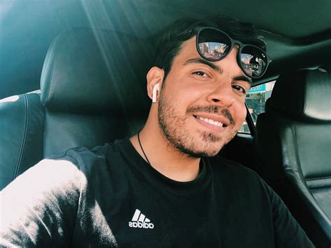 About Burhan Aydın Medium
