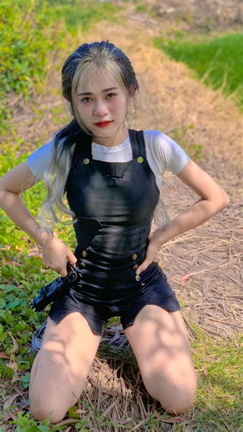 Pin De Huy N Tr N Em Girl Xinh