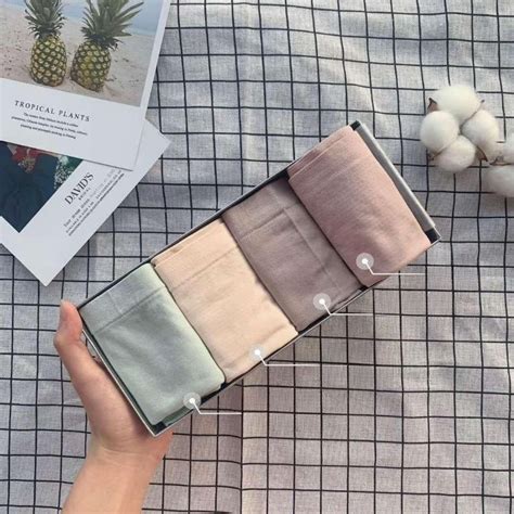 กางเกงใน ผ้าฝ้ายใส่สบายสไตล์ญี่ปุ่น ใน 1 กล่อง มี 4 ตัว ใส่สบาย ระบายอากาศได้ดี Niyawan38