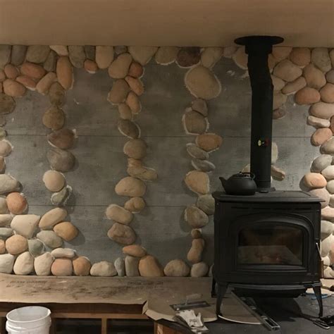 17 Rustic River Rock Fireplace Ideas And Inspiration Cozy Home Designs