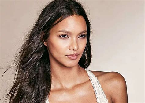 Фотогалерея Лаис Рибейро