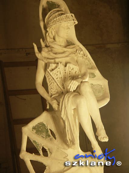 Konrad Tomaszewski I Jego Szklane Kobiety Zobacz I Posłuchaj Radio Wrocław